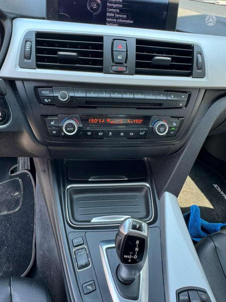 Brūns BMW 330 2012 Panevēža, ar dzinēja tilpumu 2.99 L un nobraukumu 294 tūkst. km par 4800 €, foto 13 vietnē AUTOMOTO.COM.LV
