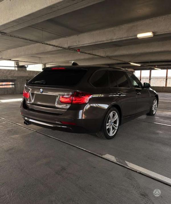 Brown BMW 330 2012 in Taurage, with an engine capacity of 3.00 L and mileage of 212 thousand km for 6950 €, photo 10 on AUTOMOTO.COM.LV