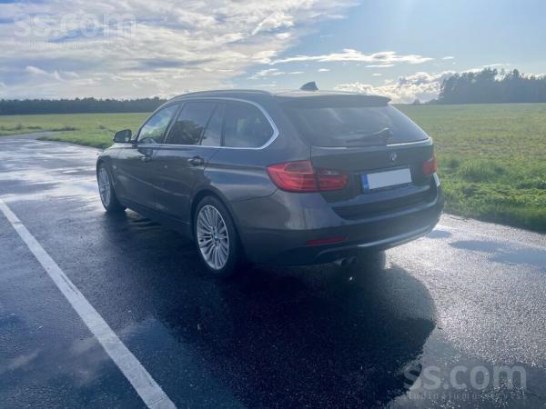 BMW 330 2012 in Tallinn on AUTOMOTO.COM.LV Brown BMW 330 2012 in Tallinn, with an engine capacity of 3.00 L and mileage of 275 thousand km for 17500 €, photo 5 on AUTOMOTO.COM.LV