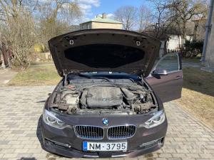 Brown BMW 330 2014 in Riga, with an engine capacity of 3.00 L and mileage of 218 thousand km for 12800 €, photo 9 on AUTOMOTO.COM.LV