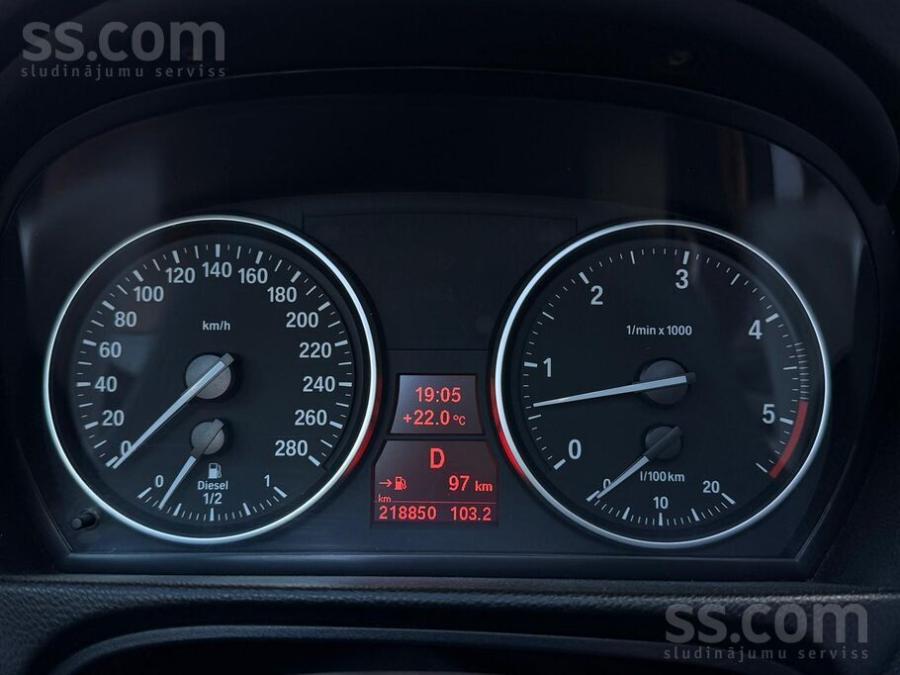 BMW 330 2007 in Riga, with an engine capacity of 3.00 L and mileage of 219 thousand km for 8000 €, photo 8 on AUTOMOTO.COM.LV