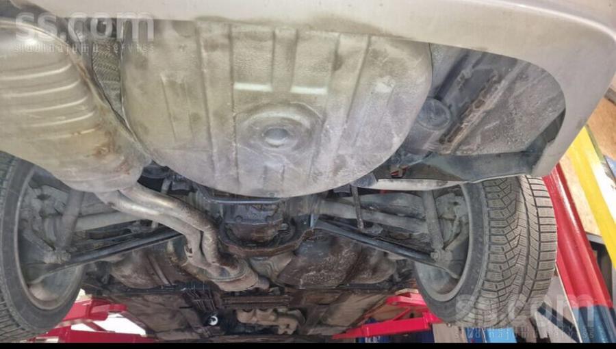 BMW 330 2003 Rīga, ar dzinēja tilpumu 3.00 L un nobraukumu 238 tūkst. km par 7200 €, foto 11 vietnē AUTOMOTO.COM.LV