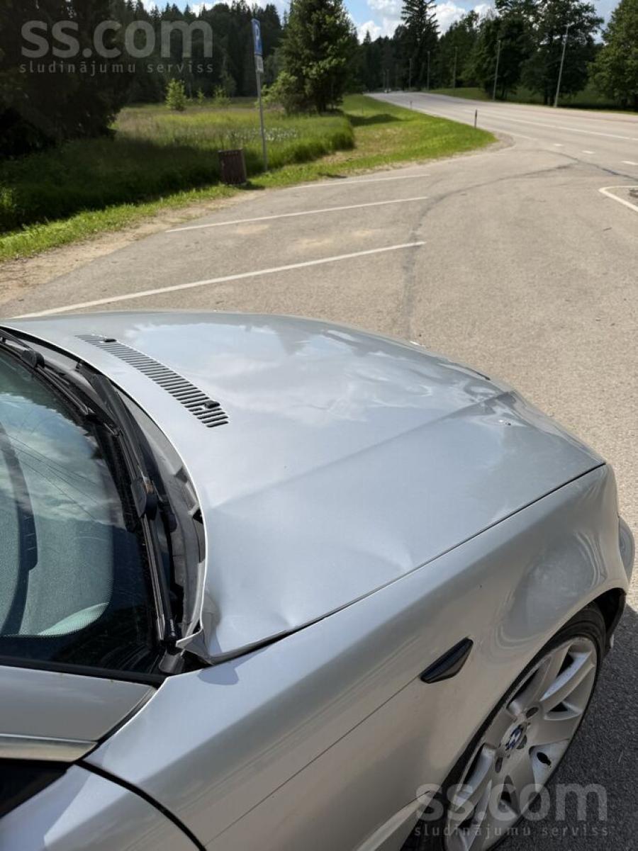 BMW 330 2003 Alūksne, ar dzinēja tilpumu 3.00 L un nobraukumu 240 tūkst. km par 3195 €, foto 9 vietnē AUTOMOTO.COM.LV