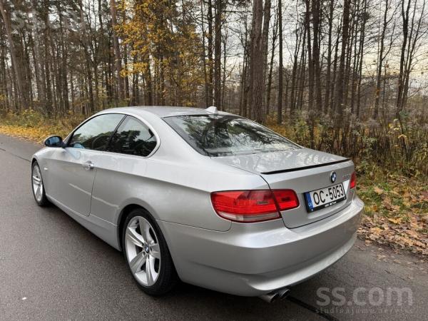 BMW 330 2007 in Jelgava, with an engine capacity of 3.00 L and mileage of 195 thousand km for 7700 €, photo 8 on AUTOMOTO.COM.LV