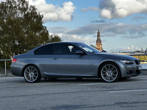 БМВ 330 2007 в Рига, объемом двигателя 3.00 л и пробегом 235 тыс. км за 9000 €, фото 4 на AUTOMOTO.COM.LV