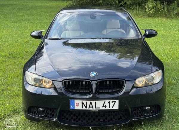BMW 330 2008 in Vilnius, with an engine capacity of 3.00 L and mileage of 280 thousand km for 7800 €, photo 4 on AUTOMOTO.COM.LV