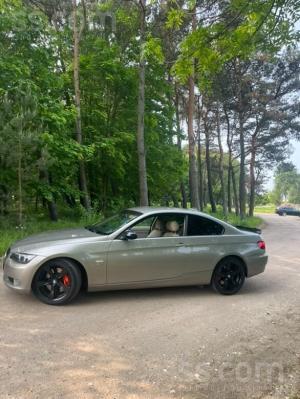 BMW 330 2009 Klaipėda, ar dzinēja tilpumu 3.00 L un nobraukumu 330 tūkst. km par 6700 €, foto 4 vietnē AUTOMOTO.COM.LV