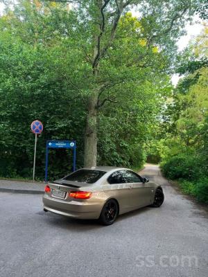 BMW 330 2009 in Klaipeda, with an engine capacity of 3.00 L and mileage of 330 thousand km for 6700 €, photo 10 on AUTOMOTO.COM.LV