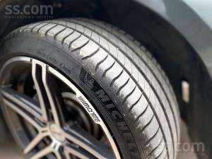 Green BMW 330 2009 in Jelgava, with an engine capacity of 3.00 L and mileage of 242 thousand km for 8550 €, photo 20 on AUTOMOTO.COM.LV