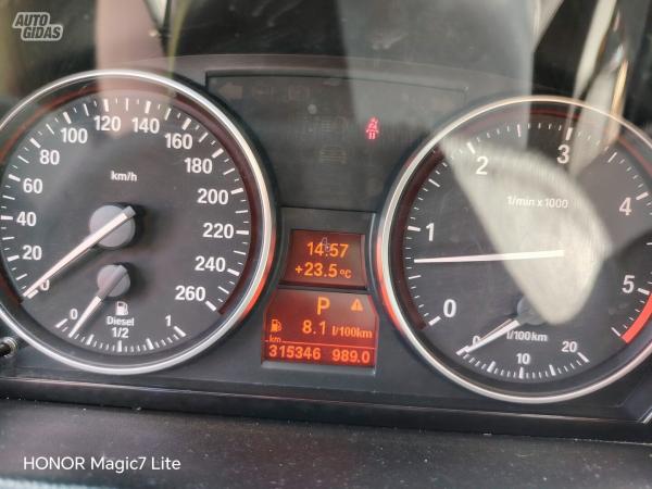 Green BMW 330 2008 in Salcininkai, with an engine capacity of 3.00 L and mileage of 315 thousand km for 4500 €, photo 7 on AUTOMOTO.COM.LV