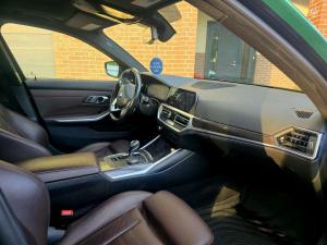 Zaļš BMW 330 2020 Kauņa, ar dzinēja tilpumu 2.00 L un nobraukumu 155 tūkst. km par 26500 €, foto 18 vietnē AUTOMOTO.COM.LV
