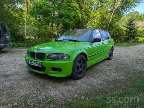 Zaļš BMW 330 2000 Rīga, ar dzinēja tilpumu 3.00 L un nobraukumu 436 tūkst. km par 1800 €, foto 1 vietnē AUTOMOTO.COM.LV