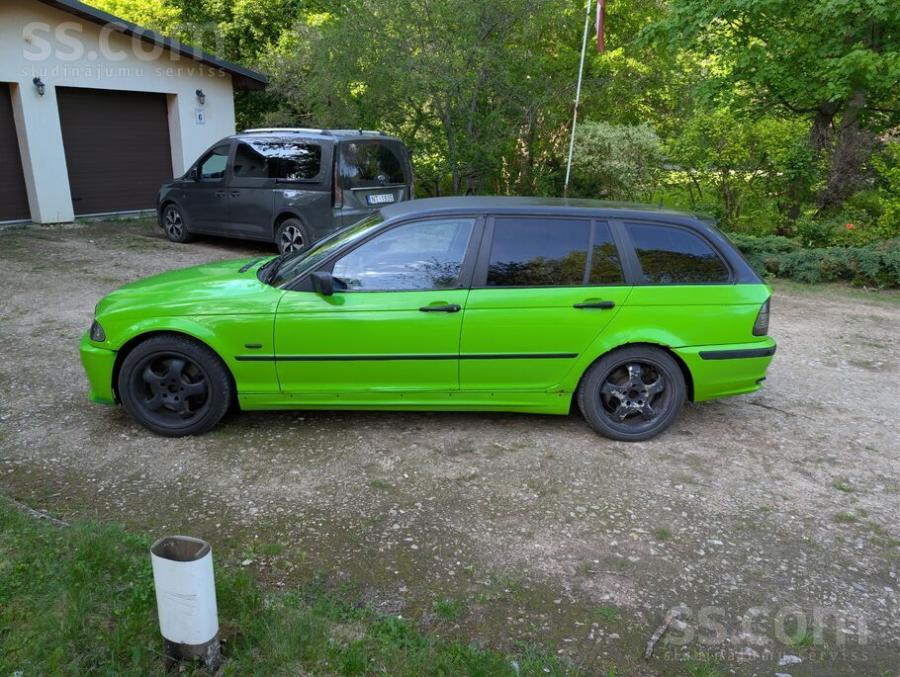 Green BMW 330 2000 in Riga, with an engine capacity of 3.00 L and mileage of 436 thousand km for 1800 €, photo 3 on AUTOMOTO.COM.LV