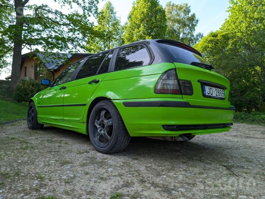 Green BMW 330 2000 in Riga, with an engine capacity of 3.00 L and mileage of 436 thousand km for 1800 €, photo 4 on AUTOMOTO.COM.LV