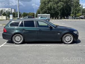 Зеленый БМВ 330 2005 в Рига, объемом двигателя 3.00 л и пробегом 396 тыс. км за 3750 €, фото 5 на AUTOMOTO.COM.LV