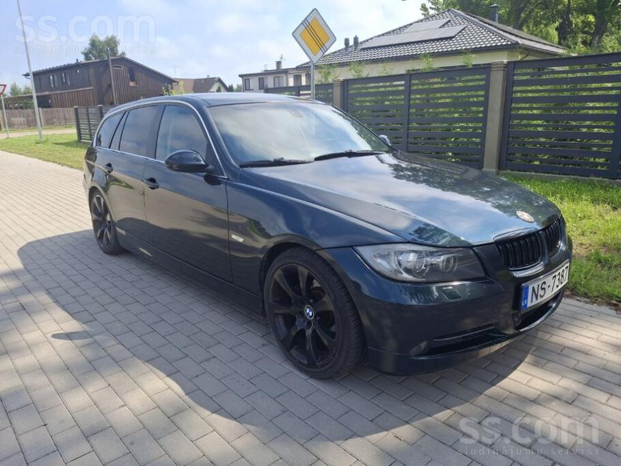 Зеленый БМВ 330 2005 в Рига, объемом двигателя 3.00 л и пробегом 397 тыс. км за 3600 €, фото 4 на AUTOMOTO.COM.LV