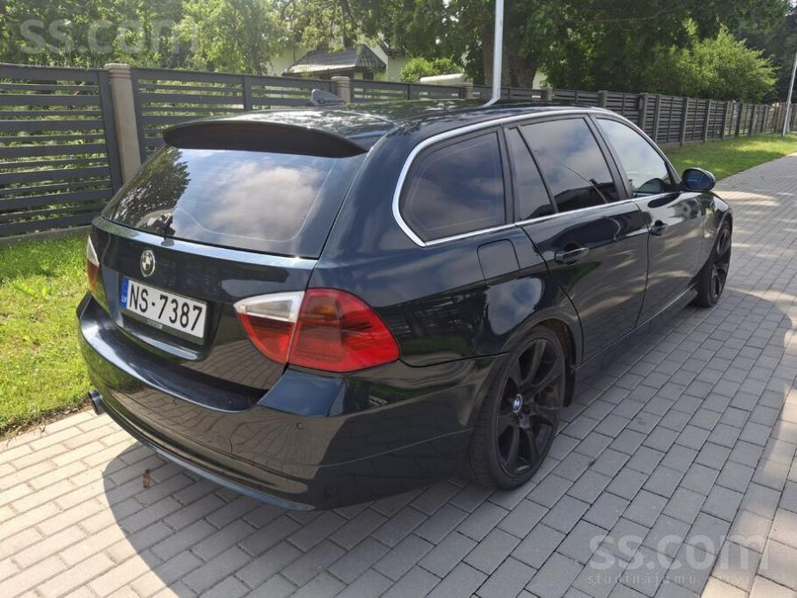 Зеленый БМВ 330 2005 в Рига, объемом двигателя 3.00 л и пробегом 397 тыс. км за 3600 €, фото 5 на AUTOMOTO.COM.LV