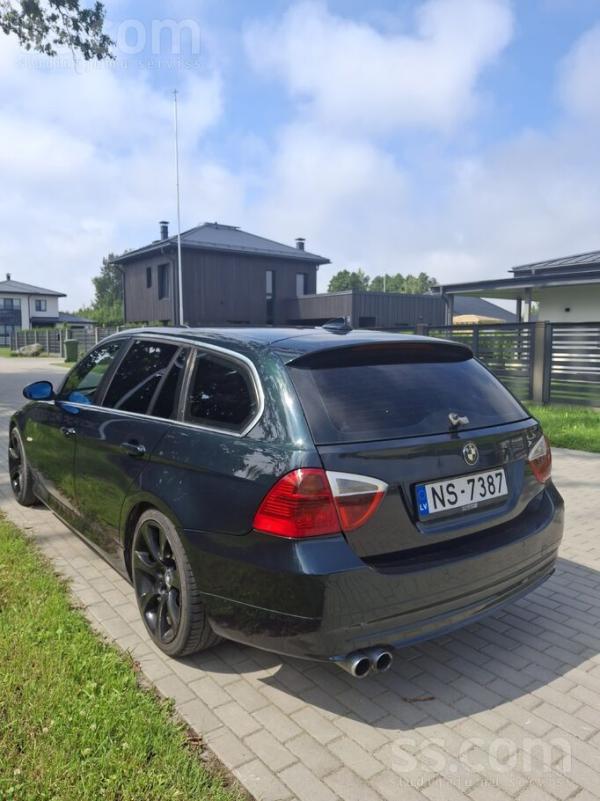 Green BMW 330 2005 in Riga, with an engine capacity of 3.00 L and mileage of 397 thousand km for 3600 €, photo 5 on AUTOMOTO.COM.LV