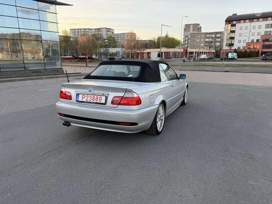 Pelēks BMW 330 2004 Viļņa, ar dzinēja tilpumu 2.98 L un nobraukumu 107 tūkst. km par 5999 €, foto 19 vietnē AUTOMOTO.COM.LV