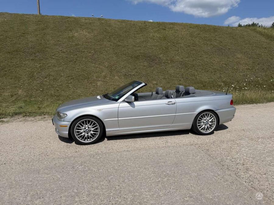 Pelēks BMW 330 2004 Viļņa, ar dzinēja tilpumu 2.98 L un nobraukumu 107 tūkst. km par 5500 €, foto 3 vietnē AUTOMOTO.COM.LV