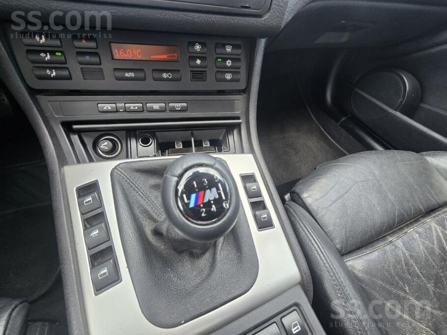 Grey BMW 330 2006 in Ogre, with an engine capacity of 3.00 L and mileage of 250 thousand km for 7900 €, photo 13 on AUTOMOTO.COM.LV