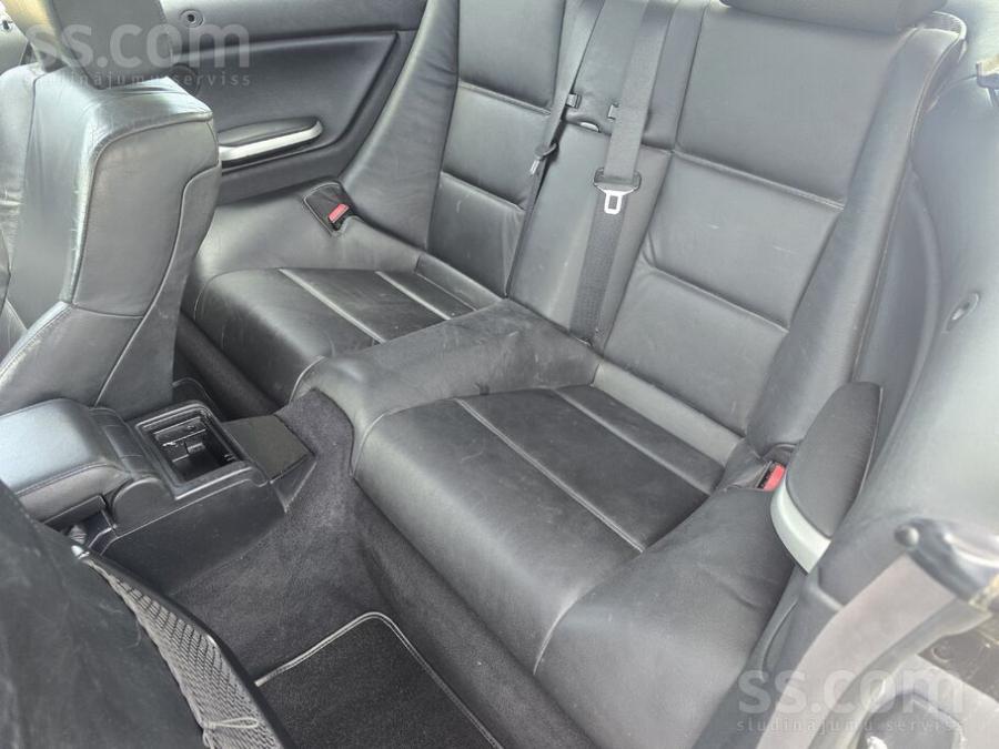 Grey BMW 330 2006 in Ogre, with an engine capacity of 3.00 L and mileage of 250 thousand km for 7900 €, photo 17 on AUTOMOTO.COM.LV