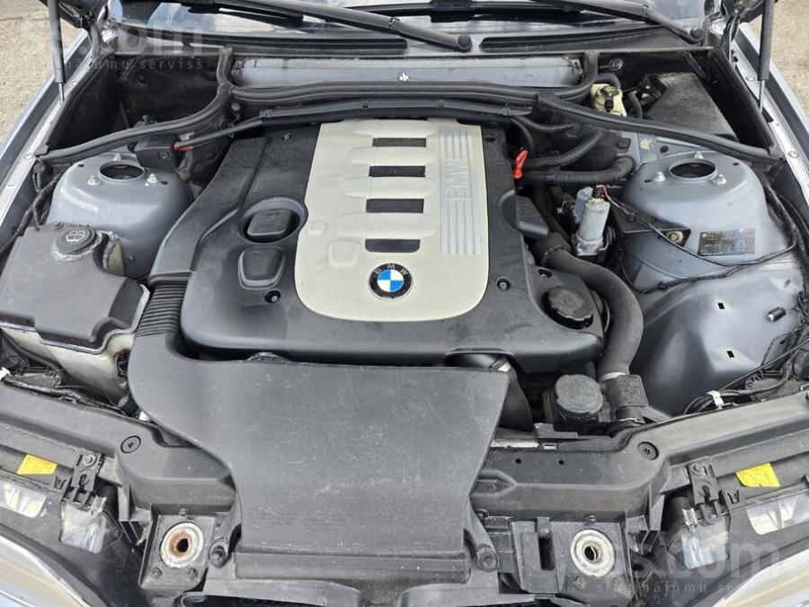 Grey BMW 330 2006 in Ogre, with an engine capacity of 3.00 L and mileage of 250 thousand km for 7900 €, photo 19 on AUTOMOTO.COM.LV