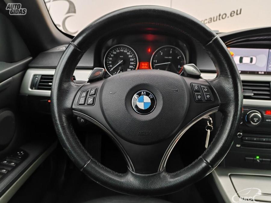 Pelēks BMW 330 2007 Avižieniai, ar dzinēja tilpumu 3.00 L un nobraukumu 284 tūkst. km par 6300 €, foto 13 vietnē AUTOMOTO.COM.LV