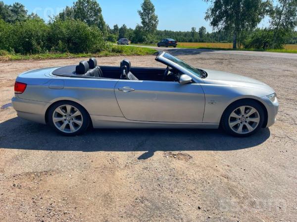 Pelēks BMW 330 2007 Valmiera, ar dzinēja tilpumu 3.00 L un nobraukumu 0 tūkst. km par 7500 €, foto 2 vietnē AUTOMOTO.COM.LV