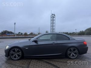 Grey BMW 330 2007 in Riga, with an engine capacity of 3.00 L and mileage of 343 thousand km for 9000 €, photo 5 on AUTOMOTO.COM.LV