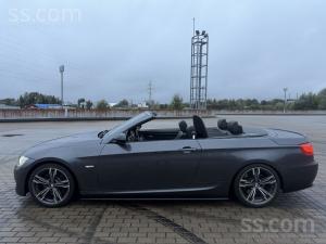 Grey BMW 330 2007 in Riga, with an engine capacity of 3.00 L and mileage of 343 thousand km for 9000 €, photo 8 on AUTOMOTO.COM.LV