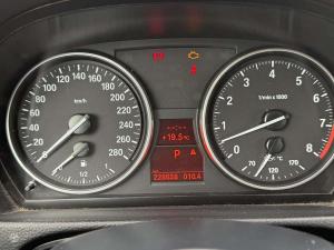 Серый БМВ 330 2008 в Кельме, объемом двигателя 3.00 л и пробегом 229 тыс. км за 5900 €, фото 13 на AUTOMOTO.COM.LV
