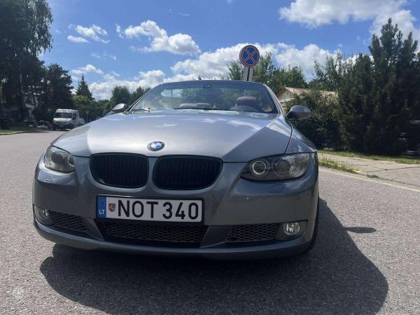 Grey BMW 330 2008 in Kaunas, with an engine capacity of 2.99 L and mileage of 254 thousand km for 8400 €, photo 2 on AUTOMOTO.COM.LV