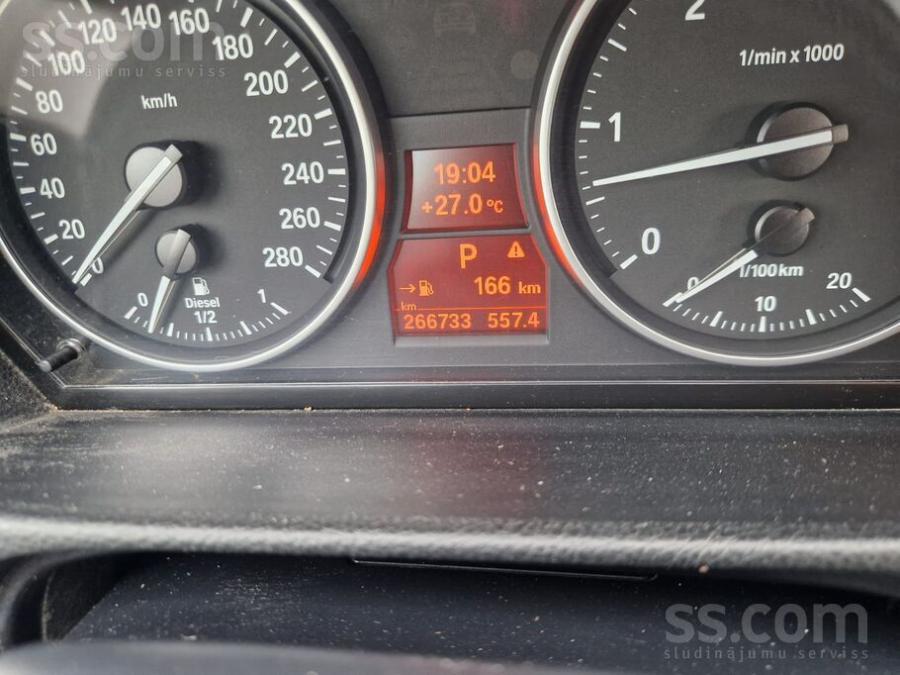 Pelēks BMW 330 2008 Rīga, ar dzinēja tilpumu 3.00 L un nobraukumu 267 tūkst. km par 5005 €, foto 16 vietnē AUTOMOTO.COM.LV
