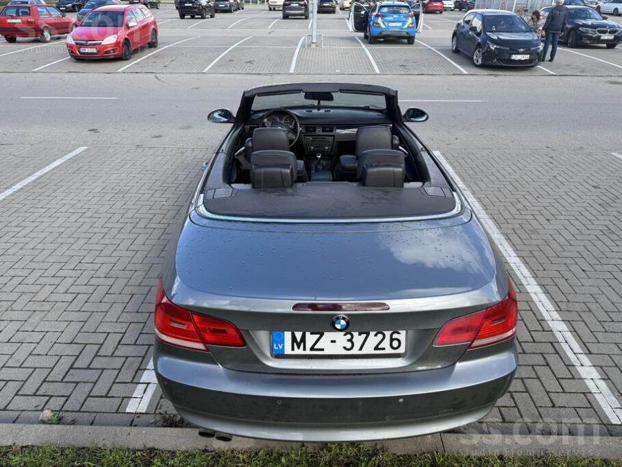 Grey BMW 330 2009 in Riga, with an engine capacity of 3.00 L and mileage of 202 thousand km for 5800 €, photo 7 on AUTOMOTO.COM.LV