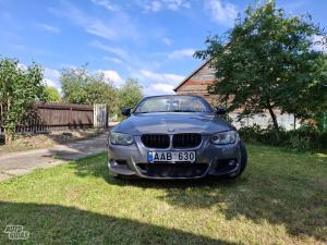 Pelēks BMW 330 2010 Viļņa, ar dzinēja tilpumu 3.00 L un nobraukumu 271 tūkst. km par 7600 €, foto 3 vietnē AUTOMOTO.COM.LV