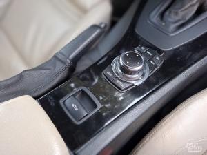 Pelēks BMW 330 2010 Viļņa, ar dzinēja tilpumu 3.00 L un nobraukumu 271 tūkst. km par 7600 €, foto 28 vietnē AUTOMOTO.COM.LV