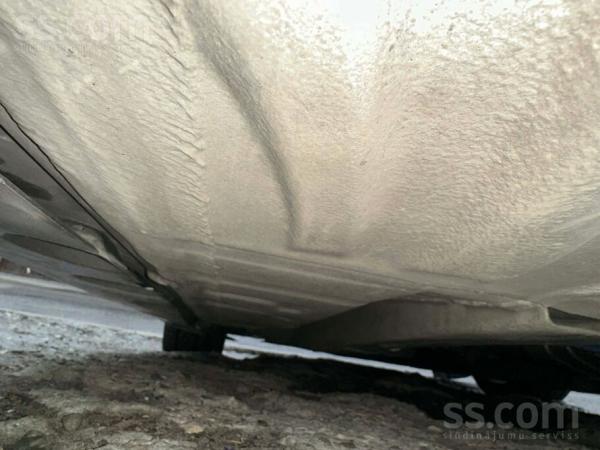 Pelēks BMW 330 2003 Rīga, ar dzinēja tilpumu 3.00 L un nobraukumu 399 tūkst. km par 6500 €, foto 6 vietnē AUTOMOTO.COM.LV