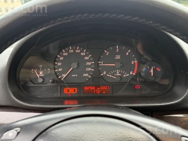 Pelēks BMW 330 2003 Cēsis, ar dzinēja tilpumu 3.00 L un nobraukumu 383 tūkst. km par 3660 €, foto 8 vietnē AUTOMOTO.COM.LV