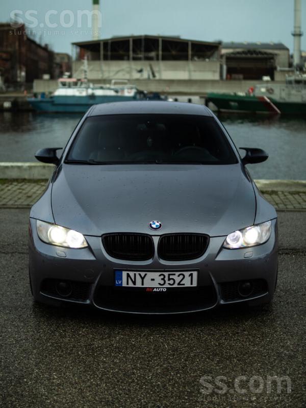 Grey BMW 330 2007 in Liepaja, with an engine capacity of 3.00 L and mileage of 306 thousand km for 7200 €, photo 2 on AUTOMOTO.COM.LV
