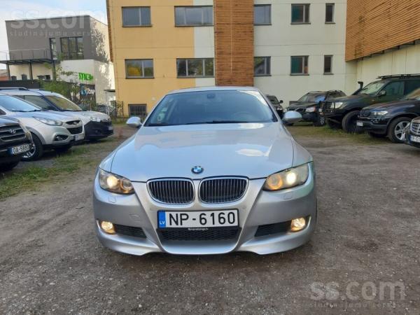 Grey BMW 330 2007 in Daugavpils, with an engine capacity of 3.00 L and mileage of 0 thousand km for 6500 €, photo 2 on AUTOMOTO.COM.LV