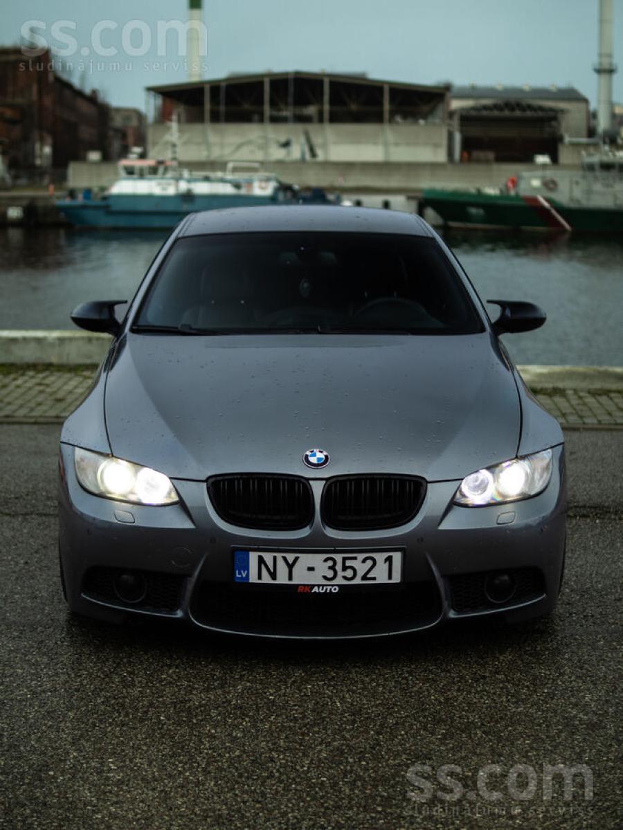 Pelēks BMW 330 2007 Liepāja, ar dzinēja tilpumu 3.00 L un nobraukumu 306 tūkst. km par 7000 €, foto 3 vietnē AUTOMOTO.COM.LV