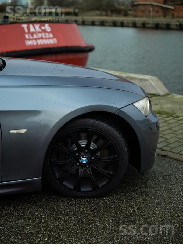 Pelēks BMW 330 2007 Liepāja, ar dzinēja tilpumu 3.00 L un nobraukumu 306 tūkst. km par 7000 €, foto 8 vietnē AUTOMOTO.COM.LV