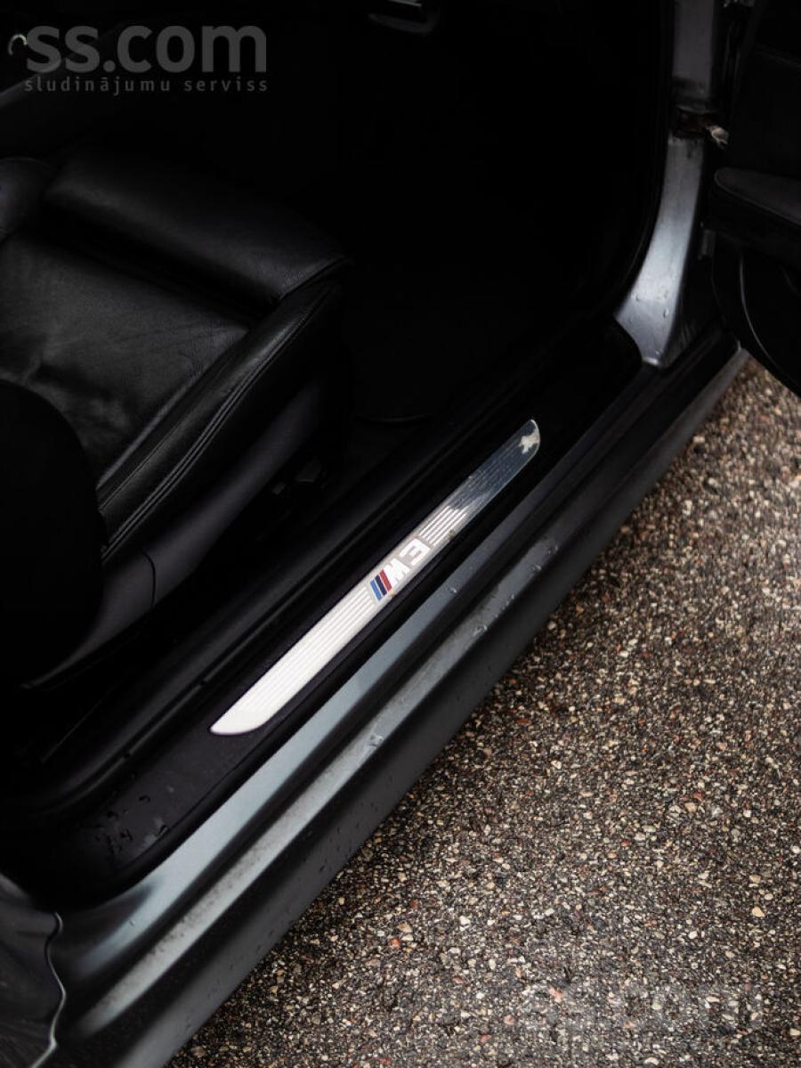 Pelēks BMW 330 2007 Liepāja, ar dzinēja tilpumu 3.00 L un nobraukumu 306 tūkst. km par 7000 €, foto 16 vietnē AUTOMOTO.COM.LV