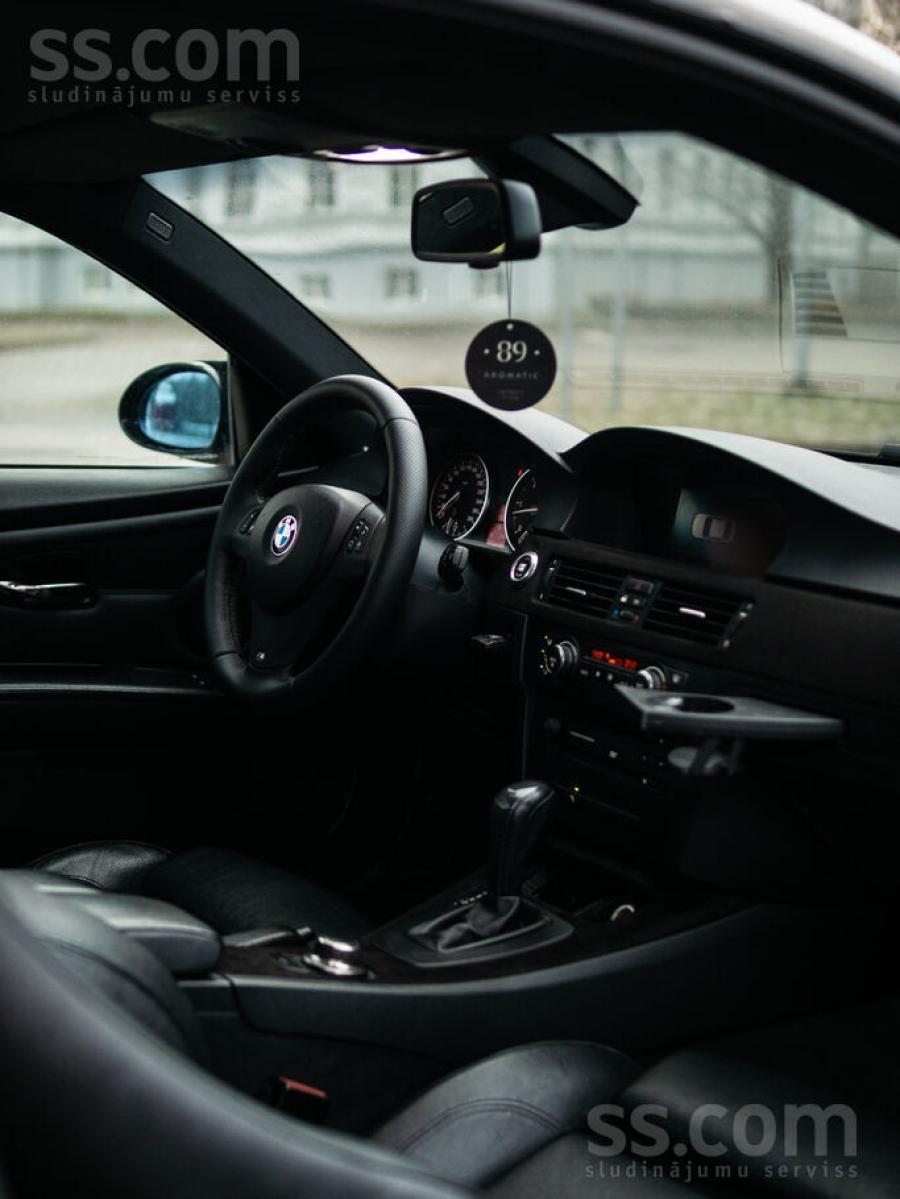 Pelēks BMW 330 2007 Liepāja, ar dzinēja tilpumu 3.00 L un nobraukumu 306 tūkst. km par 7000 €, foto 17 vietnē AUTOMOTO.COM.LV