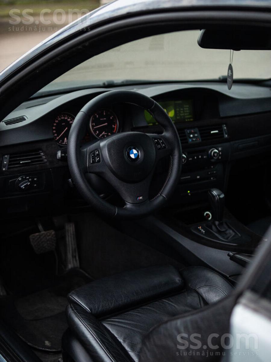 Pelēks BMW 330 2007 Liepāja, ar dzinēja tilpumu 3.00 L un nobraukumu 306 tūkst. km par 7000 €, foto 27 vietnē AUTOMOTO.COM.LV