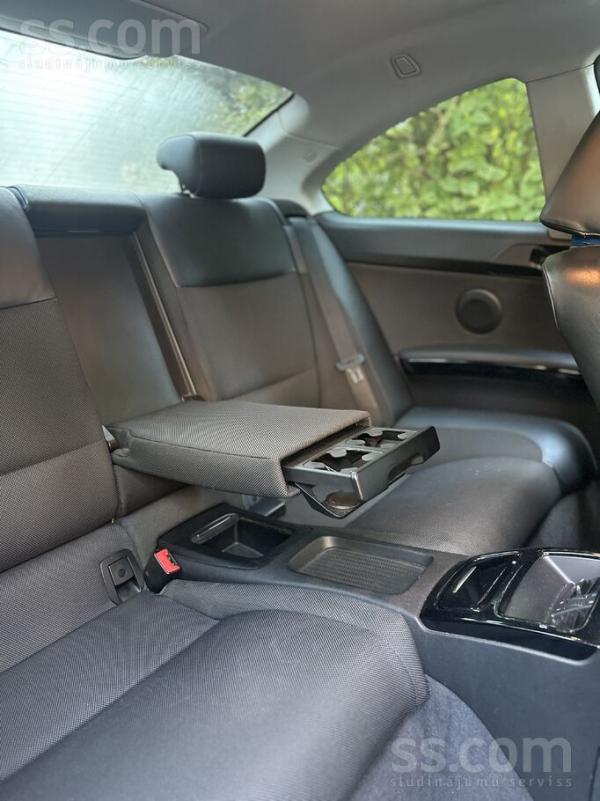 Pelēks BMW 330 2007 Jūrmala, ar dzinēja tilpumu 3.00 L un nobraukumu 337 tūkst. km par 8850 €, foto 8 vietnē AUTOMOTO.COM.LV
