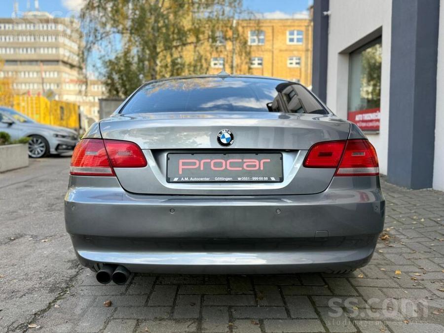 Grey BMW 330 2008 in Riga, with an engine capacity of 3.00 L and mileage of 187 thousand km for 8400 €, photo 4 on AUTOMOTO.COM.LV