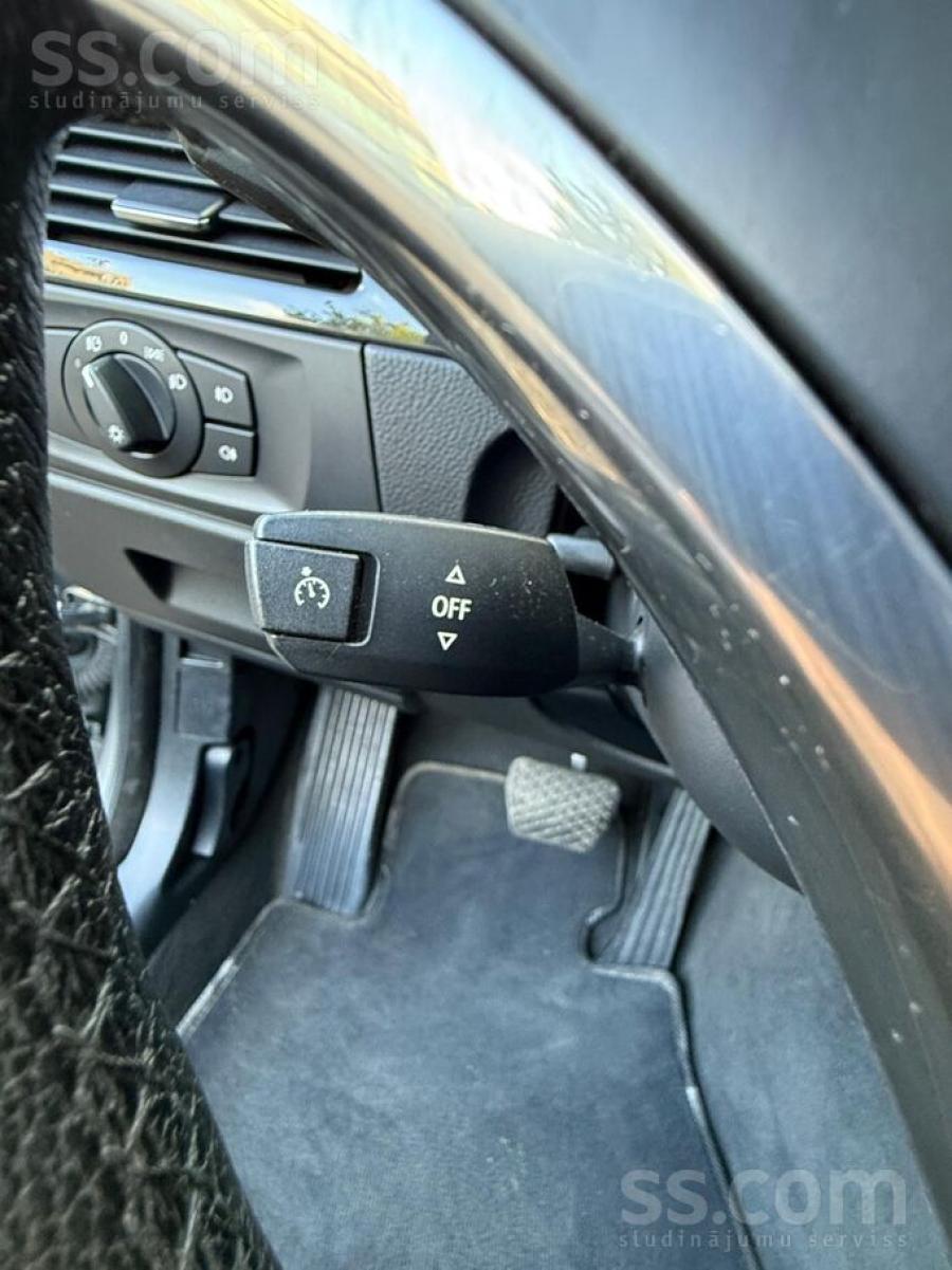 Серый БМВ 330 2008 в Рига, объемом двигателя 3.00 л и пробегом 187 тыс. км за 7500 €, фото 22 на AUTOMOTO.COM.LV