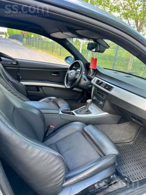 Grey BMW 330 2008 in Vilnius, with an engine capacity of 3.00 L and mileage of 314 thousand km for 6800 €, photo 11 on AUTOMOTO.COM.LV